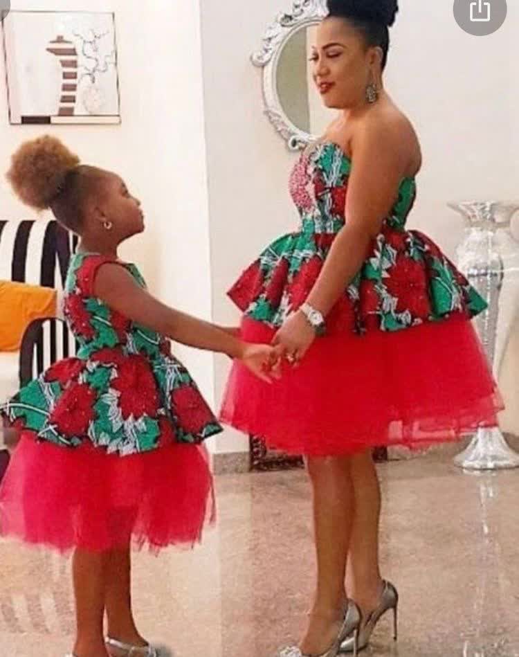 46 Adorable Mother-Daughter Matching Dresses and Family Outfits That ...