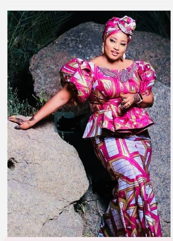 Beautiful Native Skirt and Blouse Styles for Fashionable Ladies ...