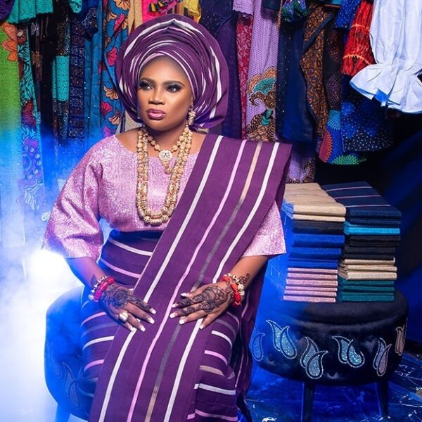 20+ Fascinating Aso-Oke For Fashionable Mothers, Moms, And Wives ...