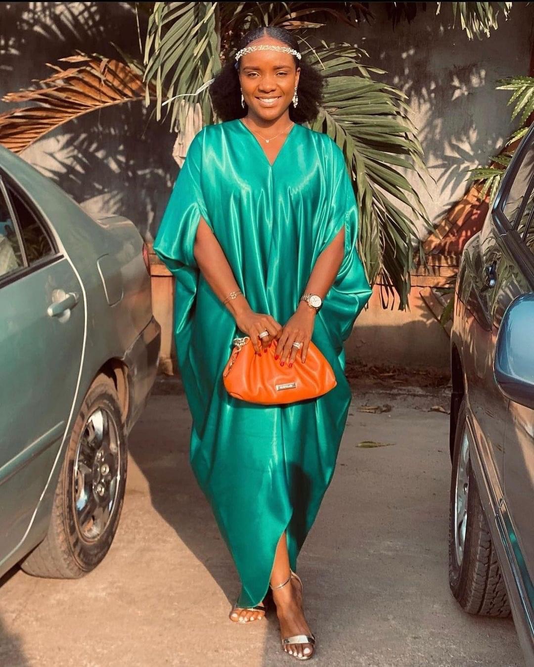 Long Flowing Gown Styles - Fascinating Styles For Classy Moms, Mothers ...