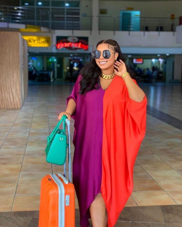 Long Flowing Gown Styles – Fascinating Styles For Classy Moms, Mothers ...