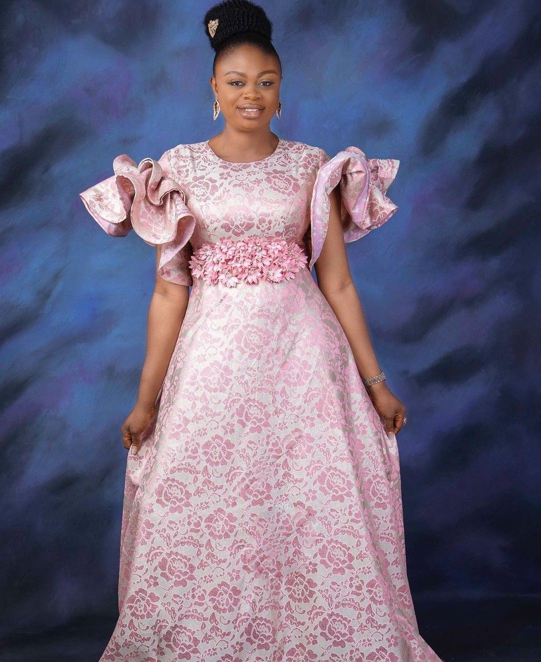 Elegant Damask Styles For Owambe/Parties With Heels And Bags - OD9JASTYLES