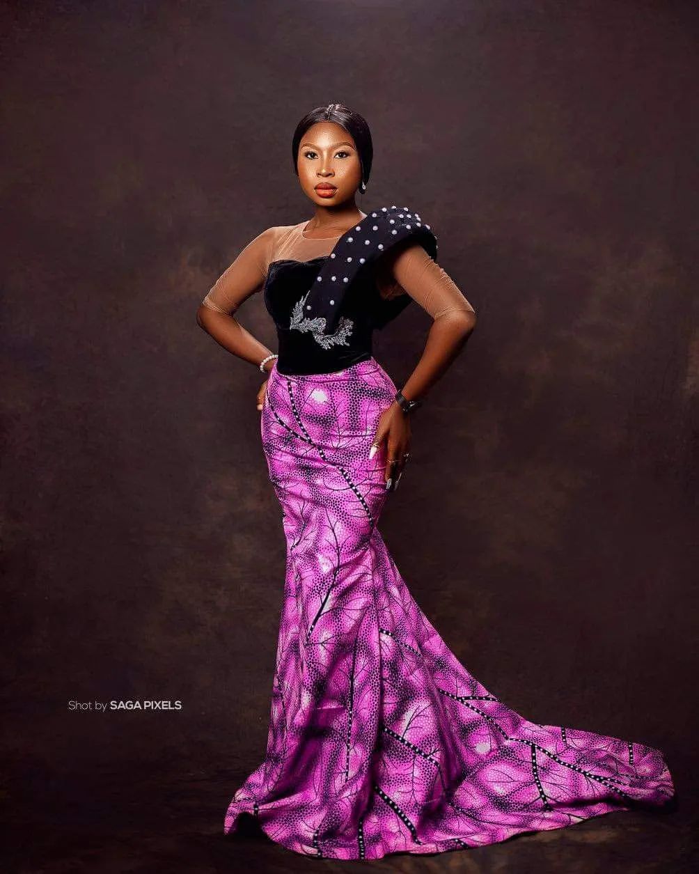 Stunning Aso Ebi Styles for Nigerian Owambe Parties - OD9JASTYLES