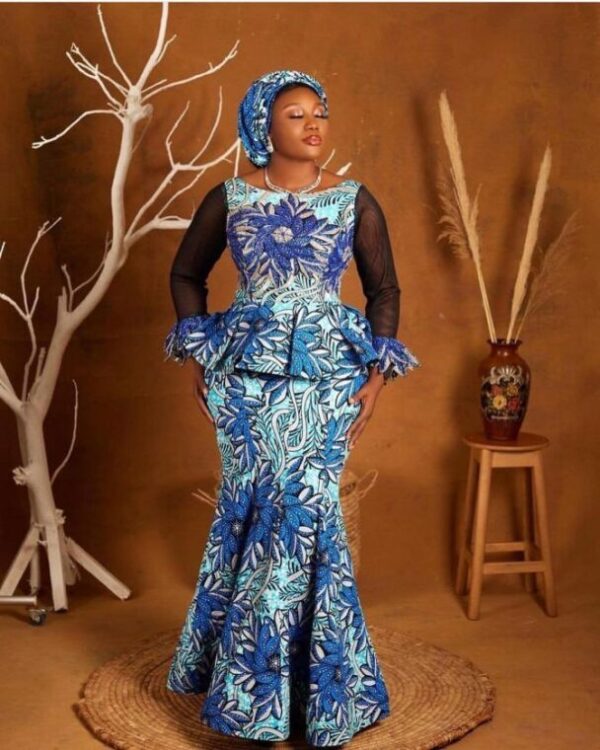 Blouse and Skirt Outfits You Can Wear To Look Elegant At Any Occasion ...
