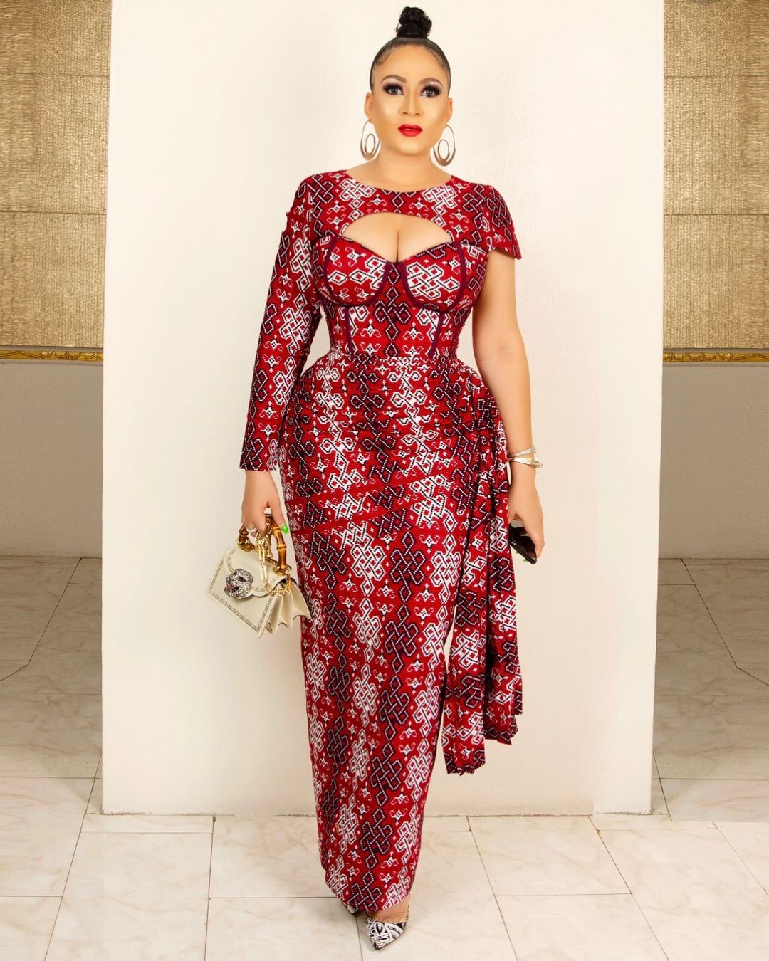 65 Simple Ankara Gown Styles For Young Ladies - OD9JASTYLES