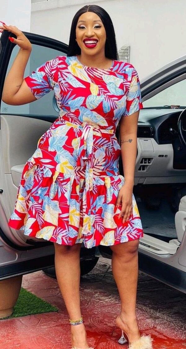 Gorgeous and Fascinating Chiffon Gown Ladies Can Recreate - OD9JASTYLES