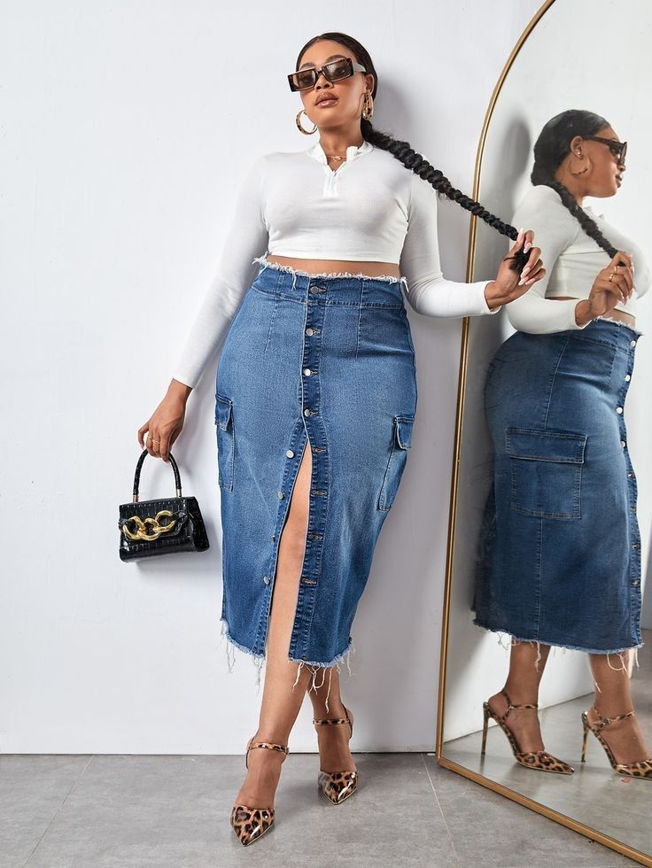 Best Jeans for Curvy Short Women: Styles to Consider for Curvy Short ...